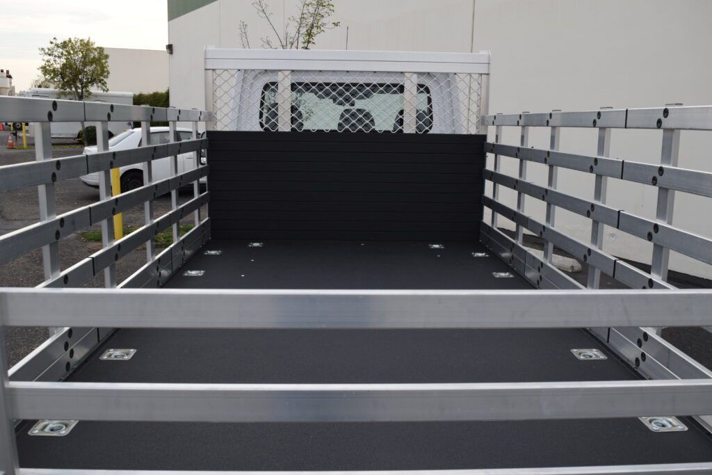 Mercedes Benz - Alumbody